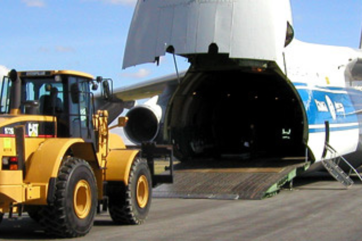 Special and Heavy Equipment Movement – Paramount Cargo & Transport L..L.C